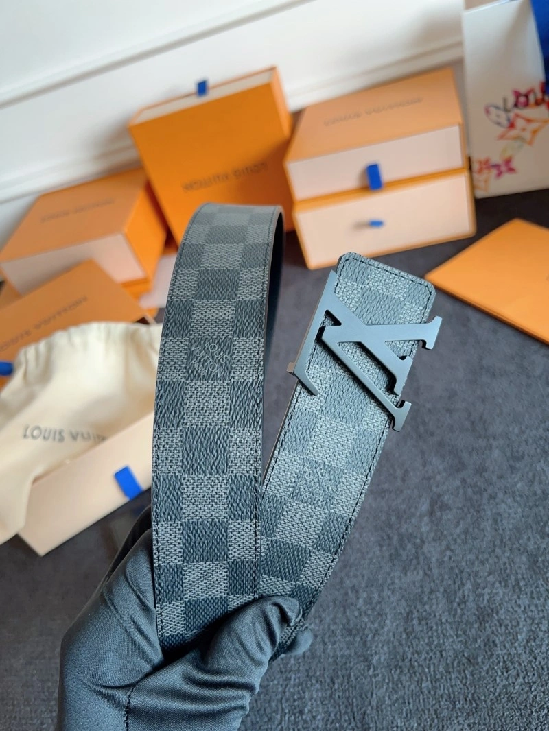 Legit Louis Vuitton Belts