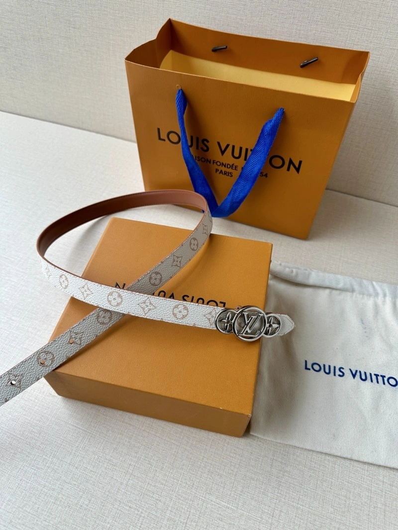 Accurate model Louis Vuitton Belts