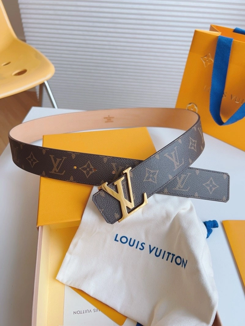 Accurate model Louis Vuitton Belts