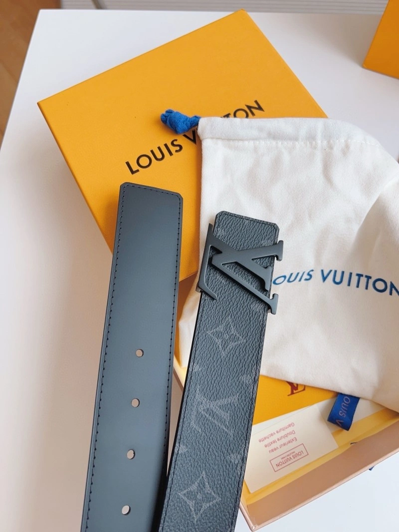 Discounted Louis Vuitton Belts
