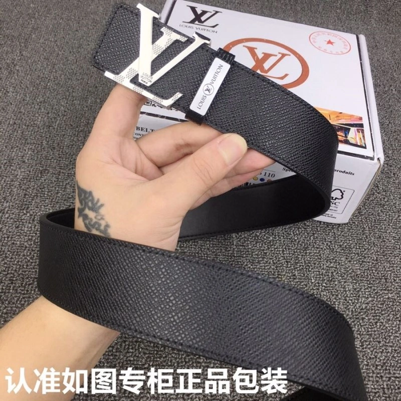 Top mirror Louis Vuitton Belts