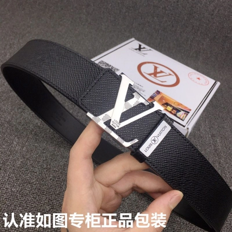 Top mirror Louis Vuitton Belts