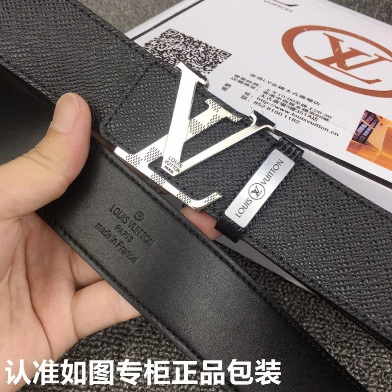 Top mirror Louis Vuitton Belts