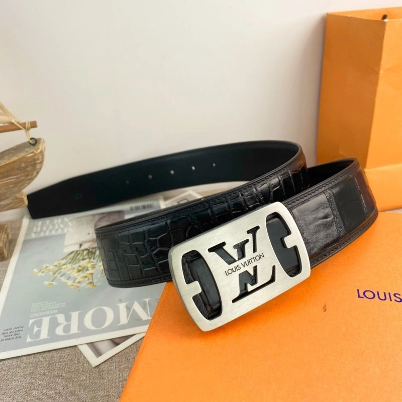 Accurate model Louis Vuitton Belts