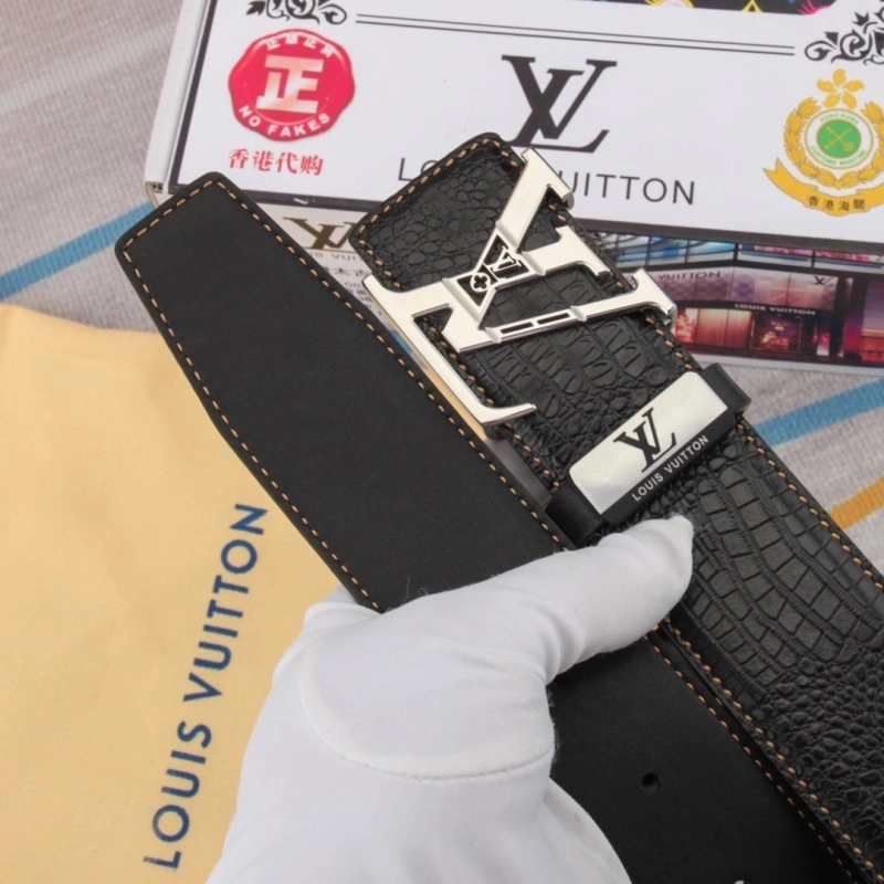 Top mirror Louis Vuitton Belts