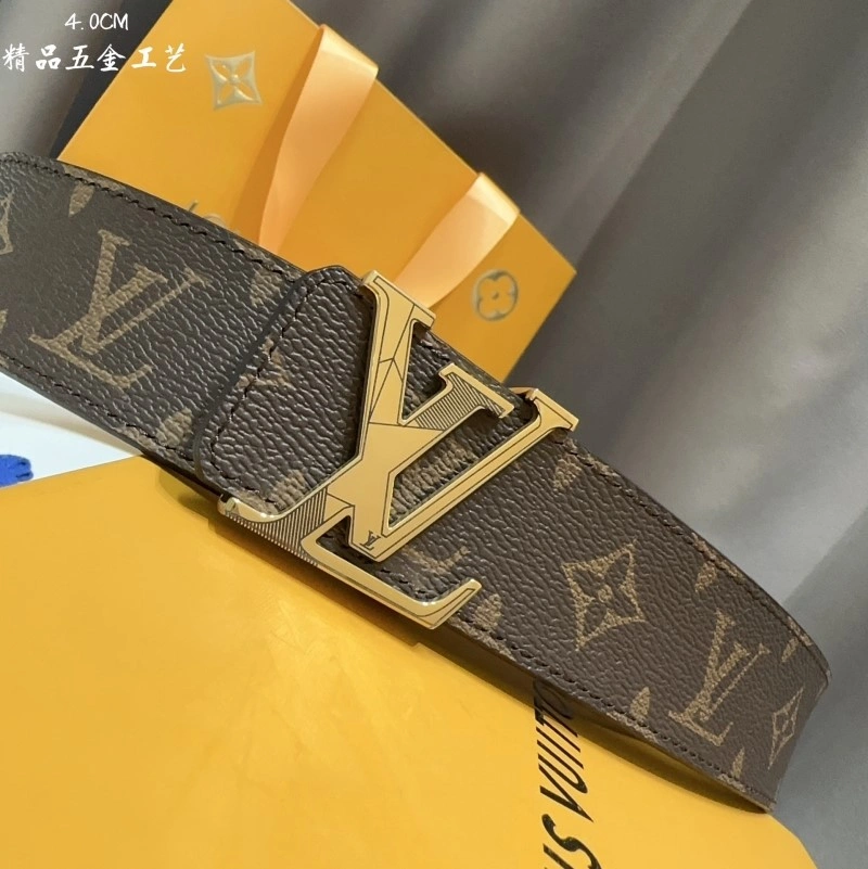 Low-cost Louis Vuitton Belts