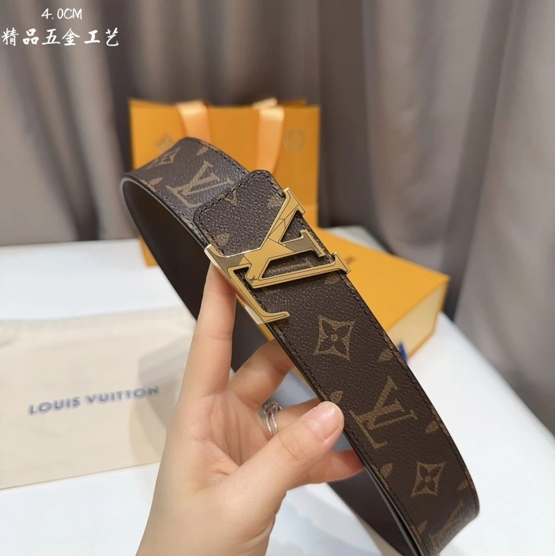 Low-cost Louis Vuitton Belts