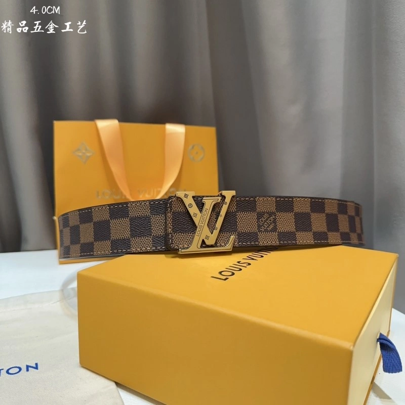 Top mirror Louis Vuitton Belts