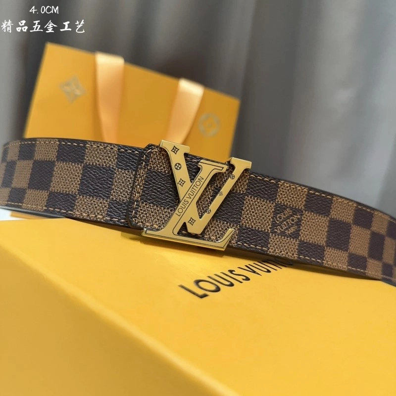 Top mirror Louis Vuitton Belts