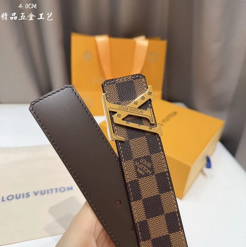Top mirror Louis Vuitton Belts