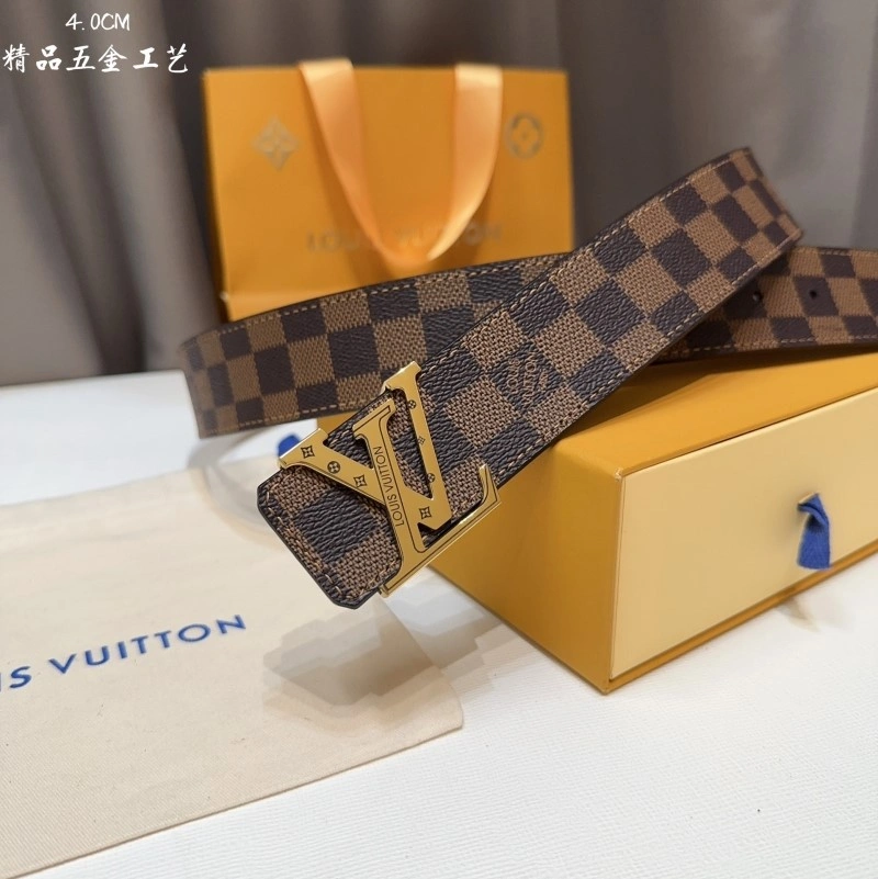 Top mirror Louis Vuitton Belts