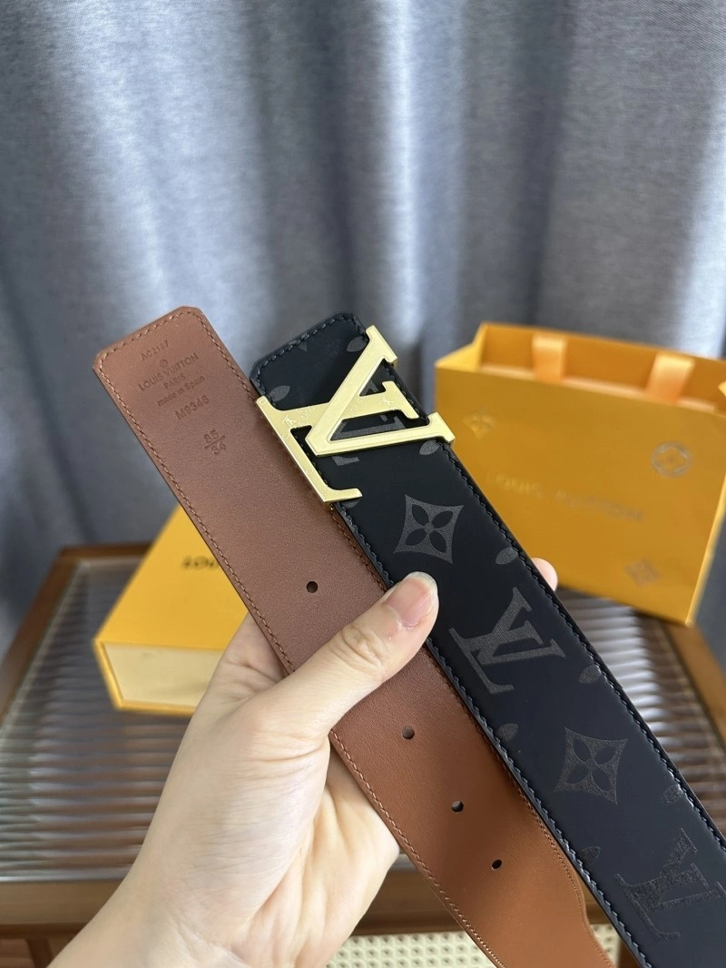Top mirror Louis Vuitton Belts