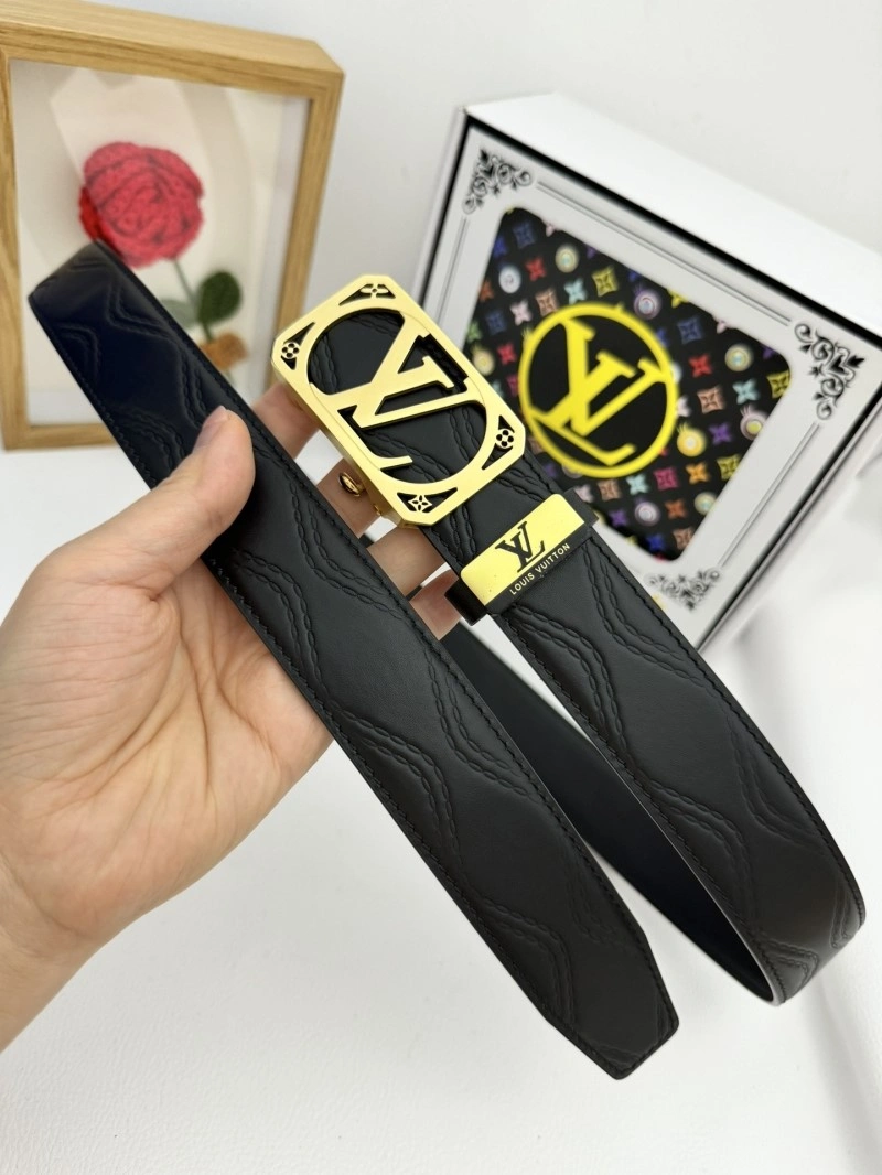 1:1 copy Louis Vuitton Belts