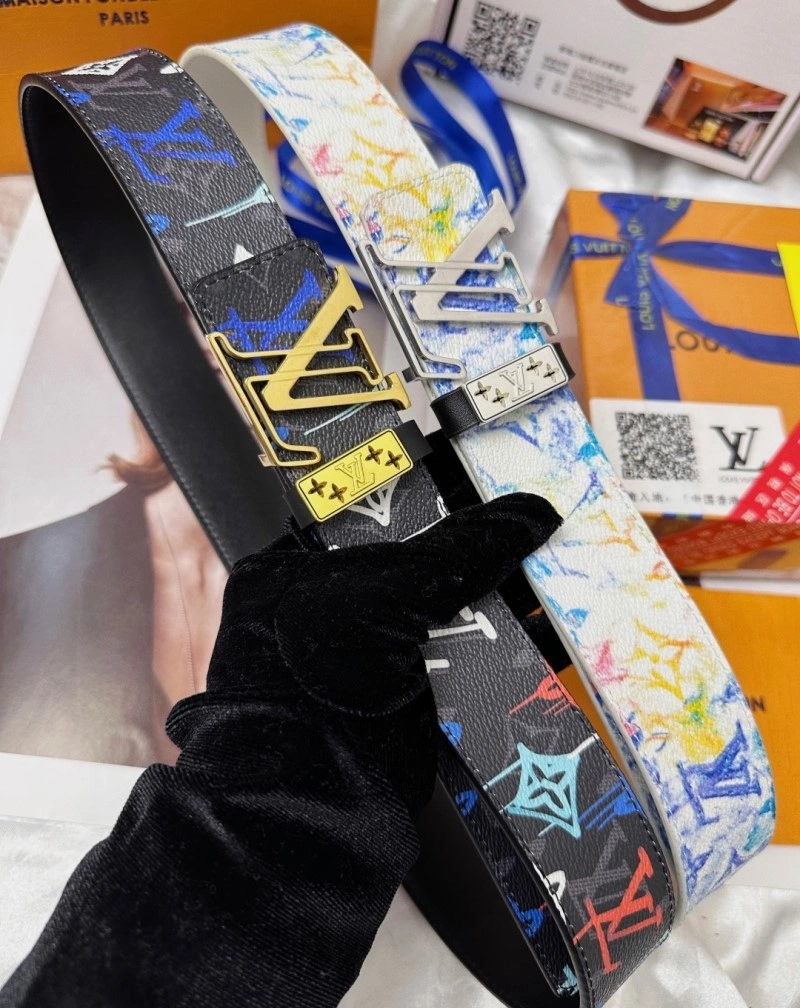 Accurate model Louis Vuitton Belts