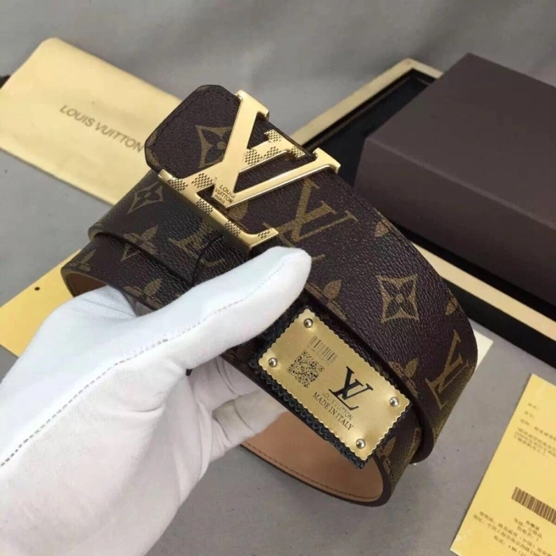 Top mirror Louis Vuitton Belts