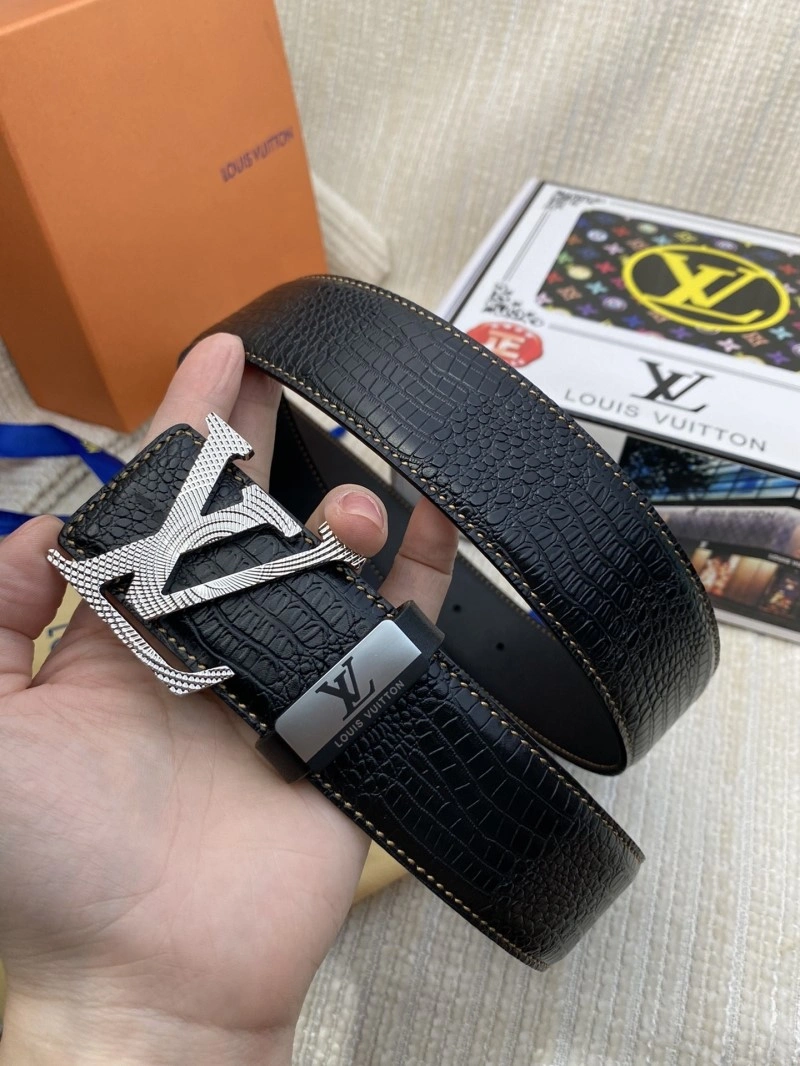 Top mirror Louis Vuitton Belts