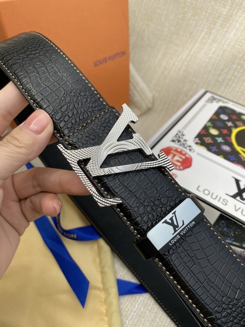 Top mirror Louis Vuitton Belts