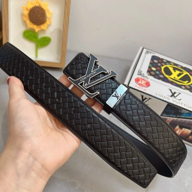 Top mirror Louis Vuitton Belts
