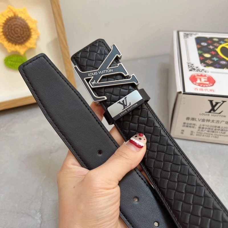Top mirror Louis Vuitton Belts