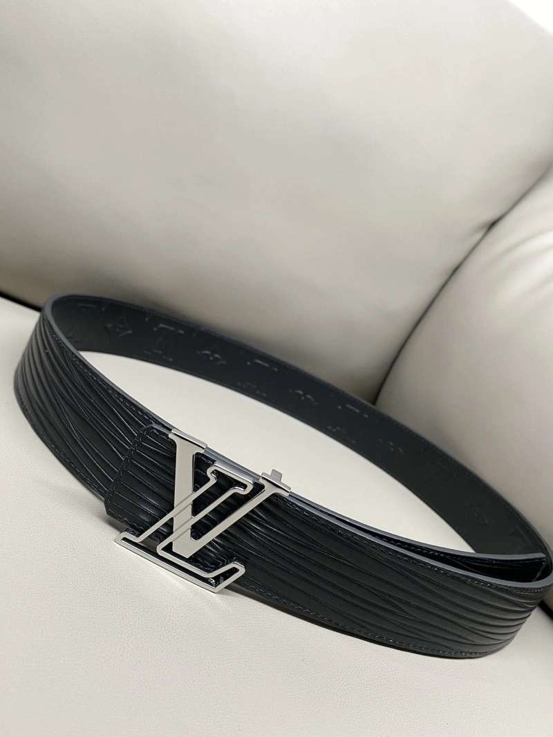 Low-cost Louis Vuitton Belts