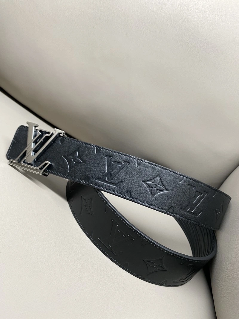 Low-cost Louis Vuitton Belts