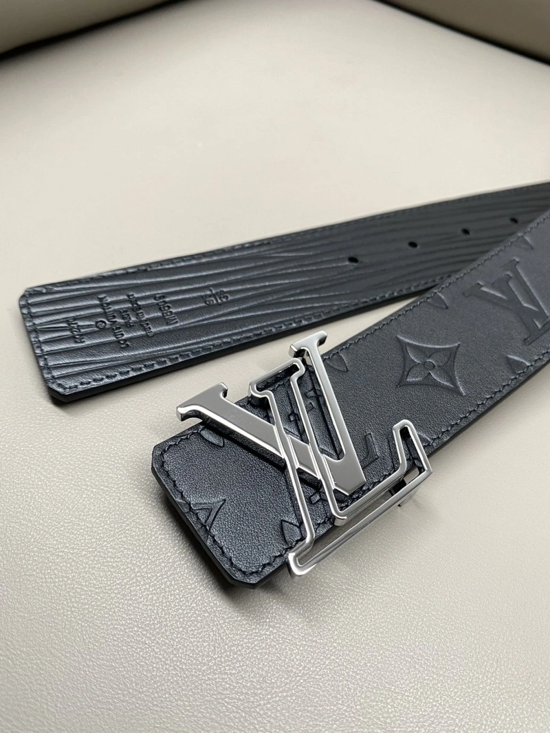 Low-cost Louis Vuitton Belts