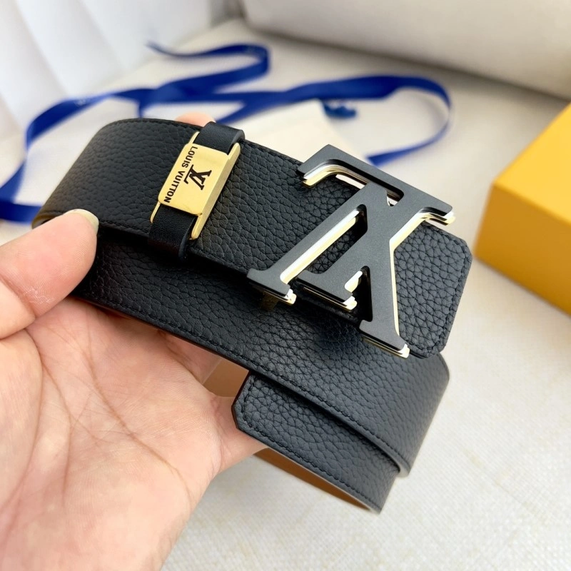Top mirror Louis Vuitton Belts
