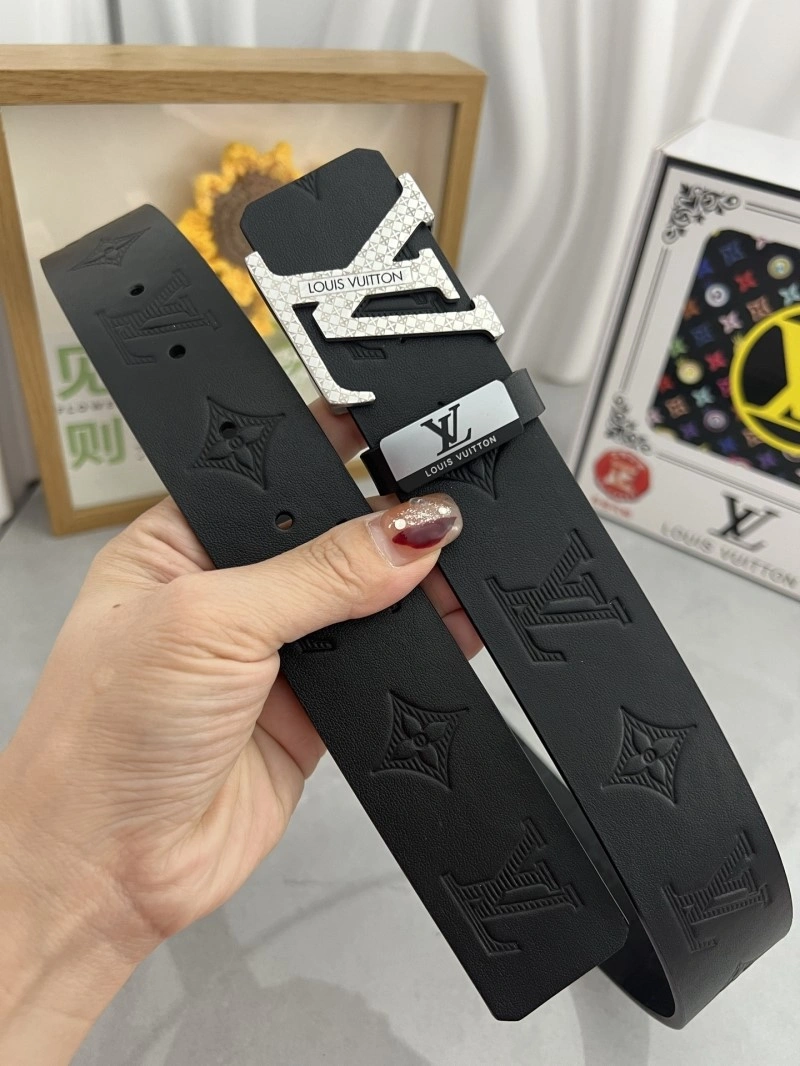 Inexpensive Louis Vuitton Belts