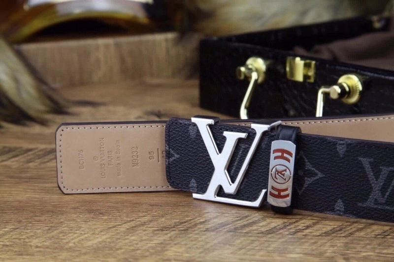 Official Louis Vuitton Belts