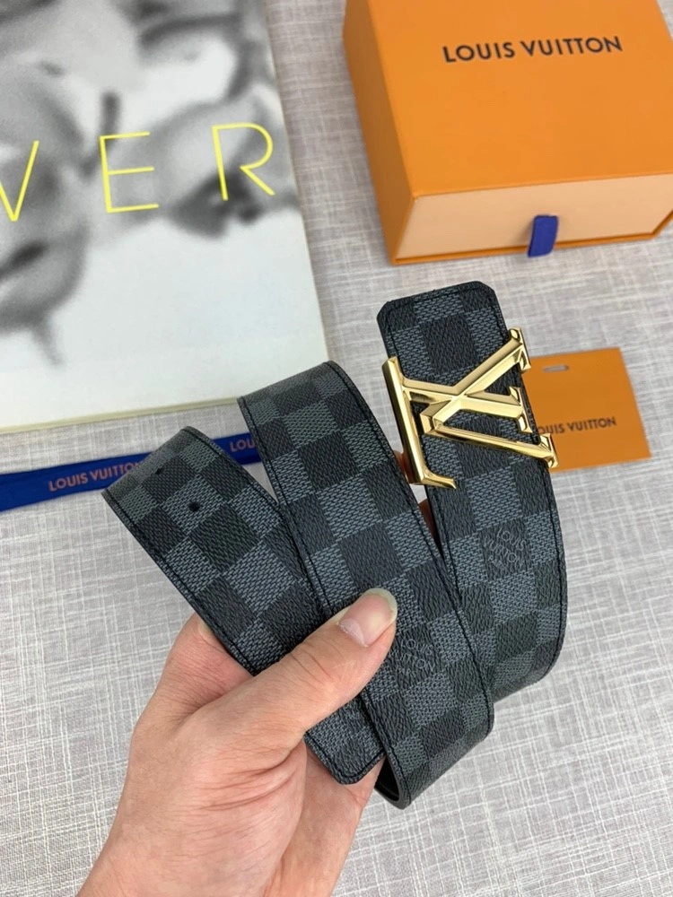 Bargain Louis Vuitton Belts
