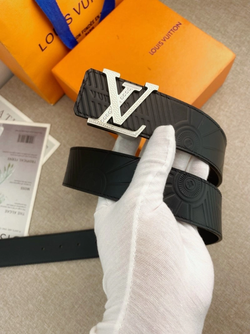 1:1 copy Louis Vuitton Belts