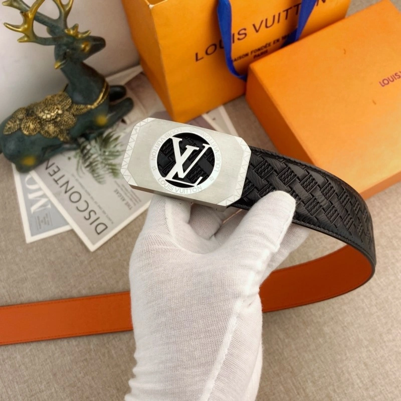 Low-cost Louis Vuitton Belts