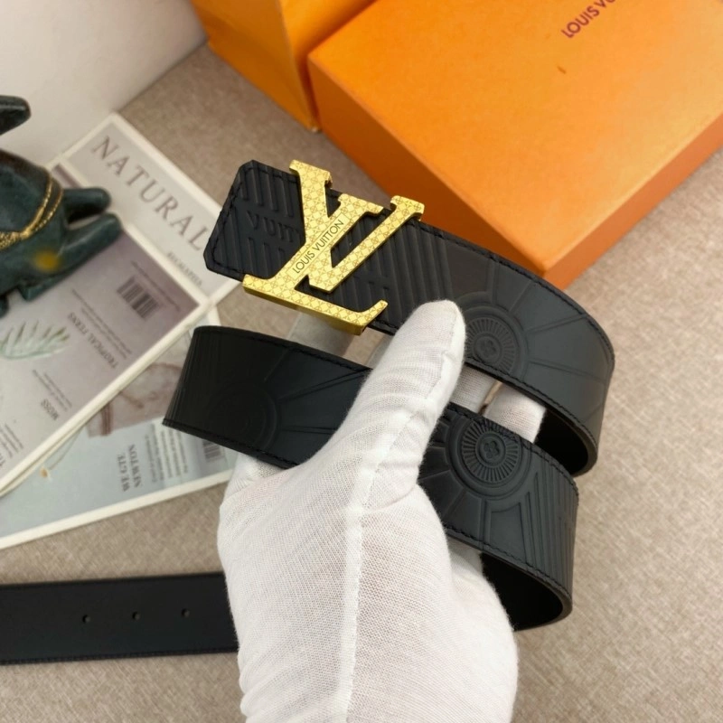 Low-cost Louis Vuitton Belts
