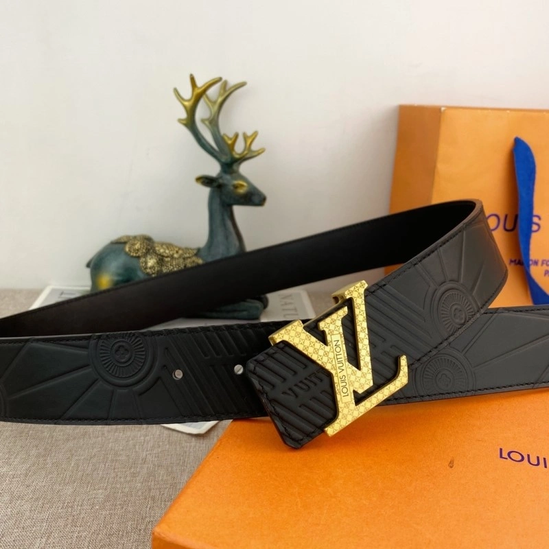 Low-cost Louis Vuitton Belts