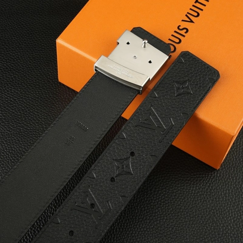 Low-cost Louis Vuitton Belts
