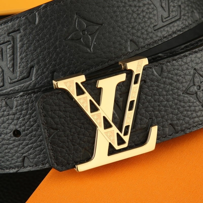 Accurate model Louis Vuitton Belts