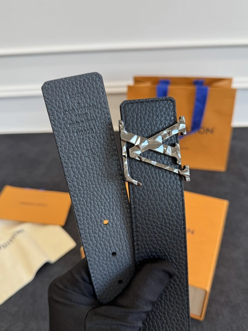 Official Louis Vuitton Belts
