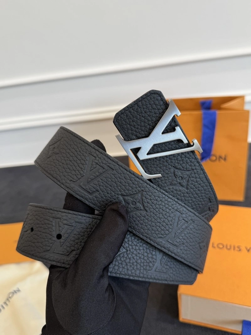 Bargain Louis Vuitton Belts