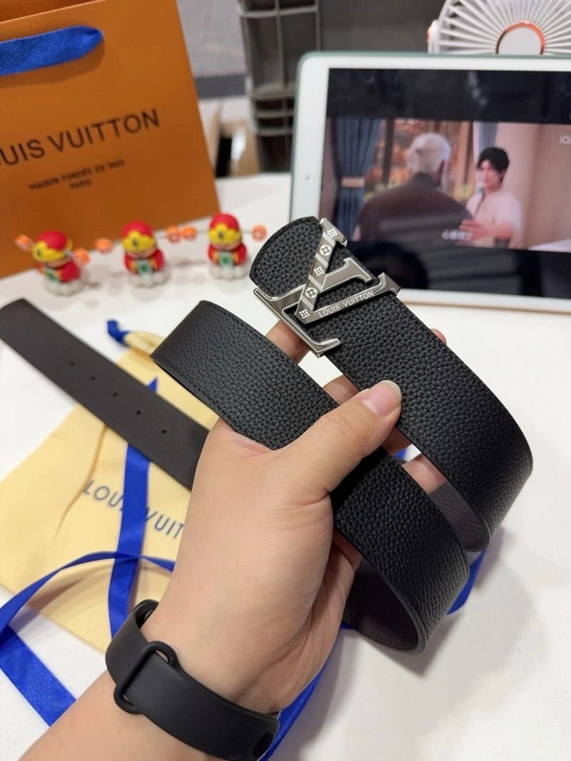 Official Louis Vuitton Belts