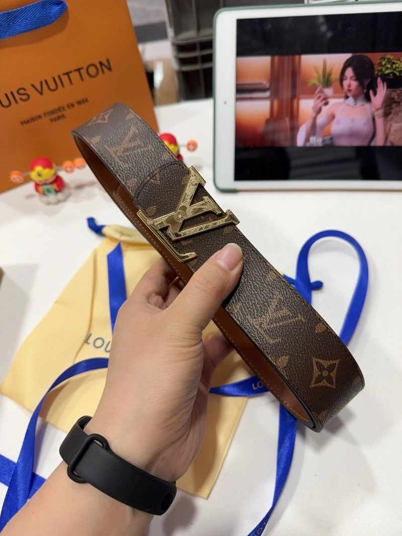 1:1 copy Louis Vuitton Belts