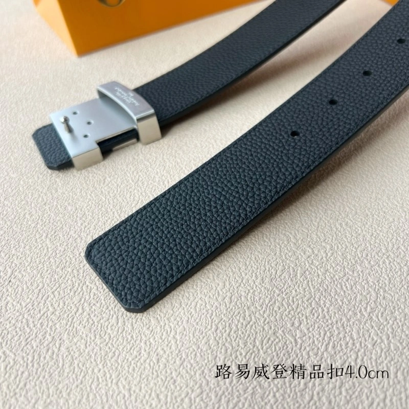 Accurate model Louis Vuitton Belts
