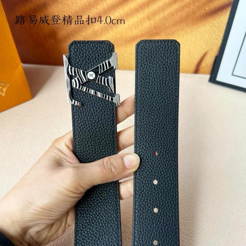 Accurate model Louis Vuitton Belts