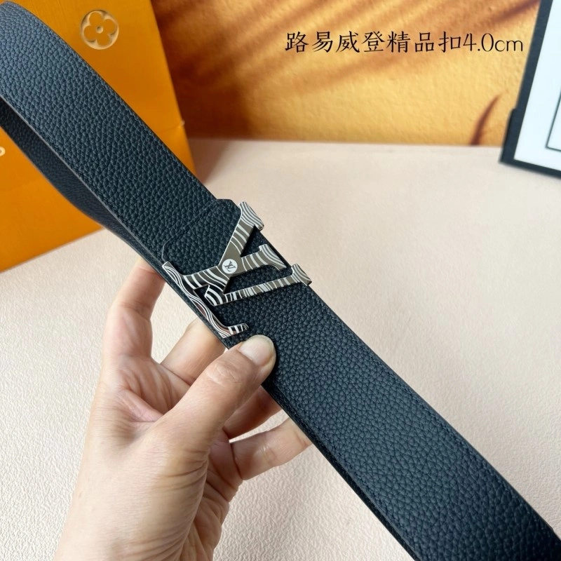 Accurate model Louis Vuitton Belts