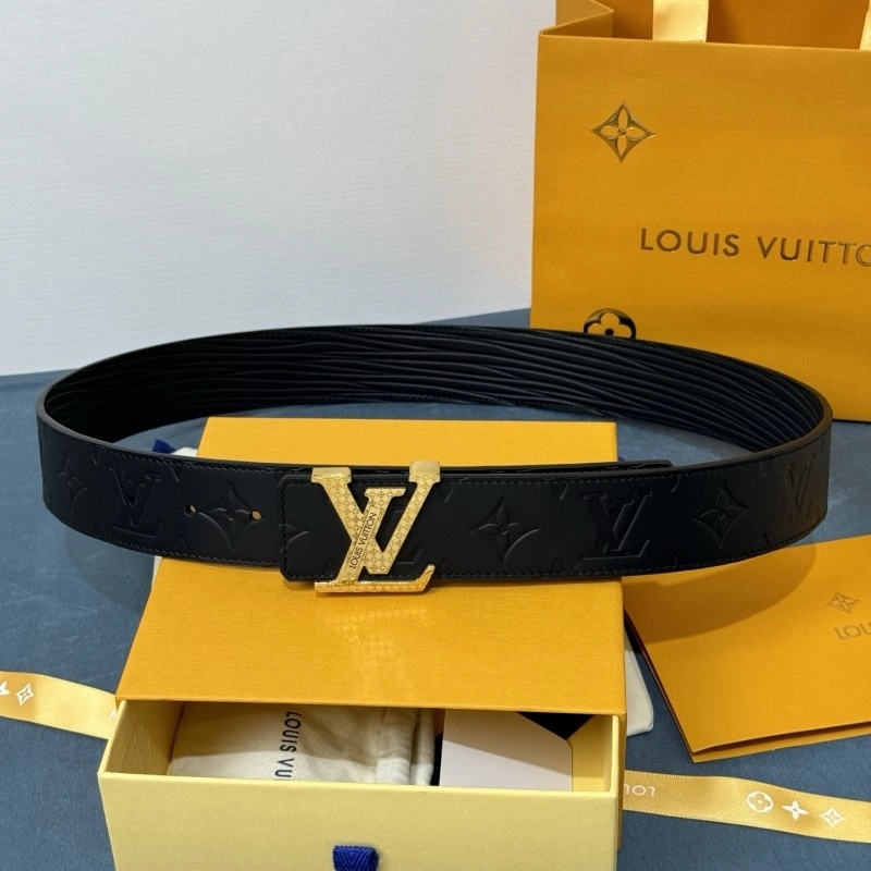 Accurate model Louis Vuitton Belts
