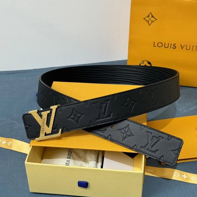 Accurate model Louis Vuitton Belts