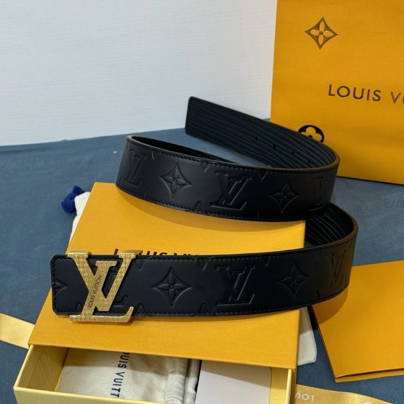 Accurate model Louis Vuitton Belts
