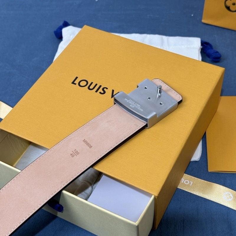 Discounted Louis Vuitton Belts