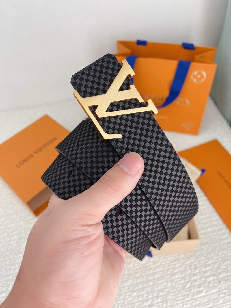 Top mirror Louis Vuitton Belts