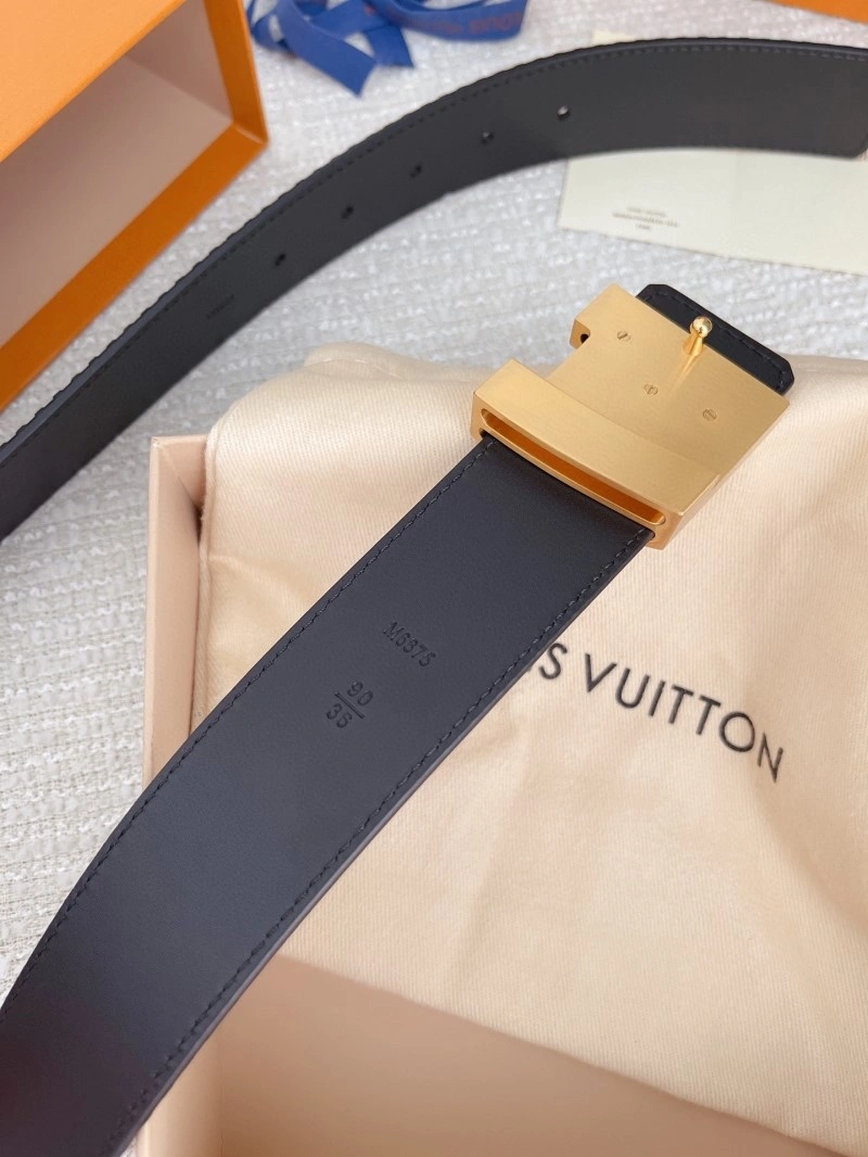 Top mirror Louis Vuitton Belts