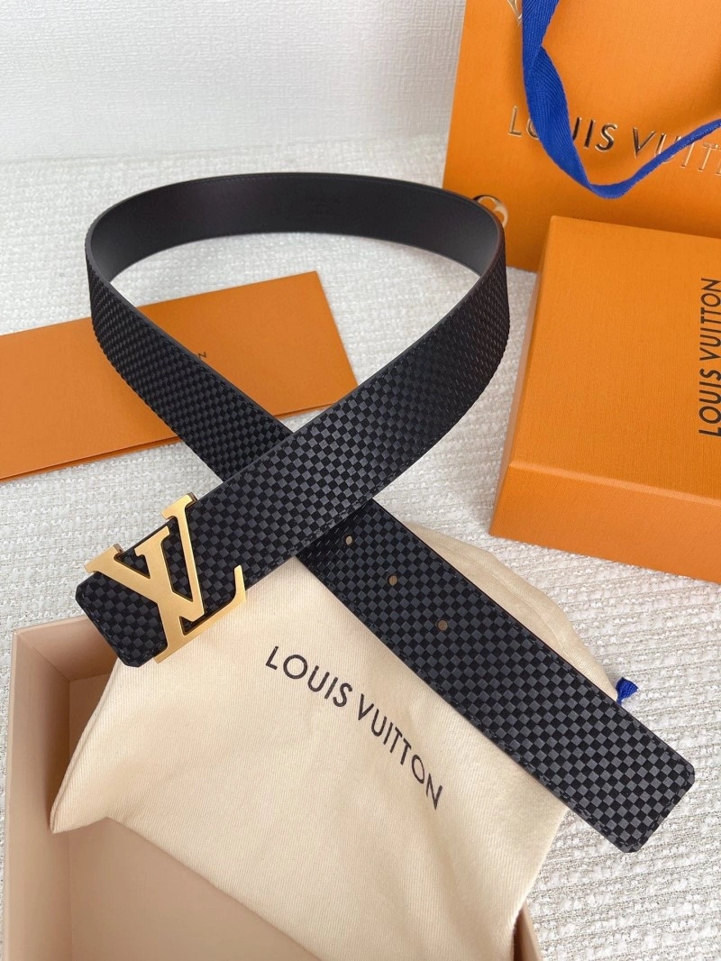 Top mirror Louis Vuitton Belts